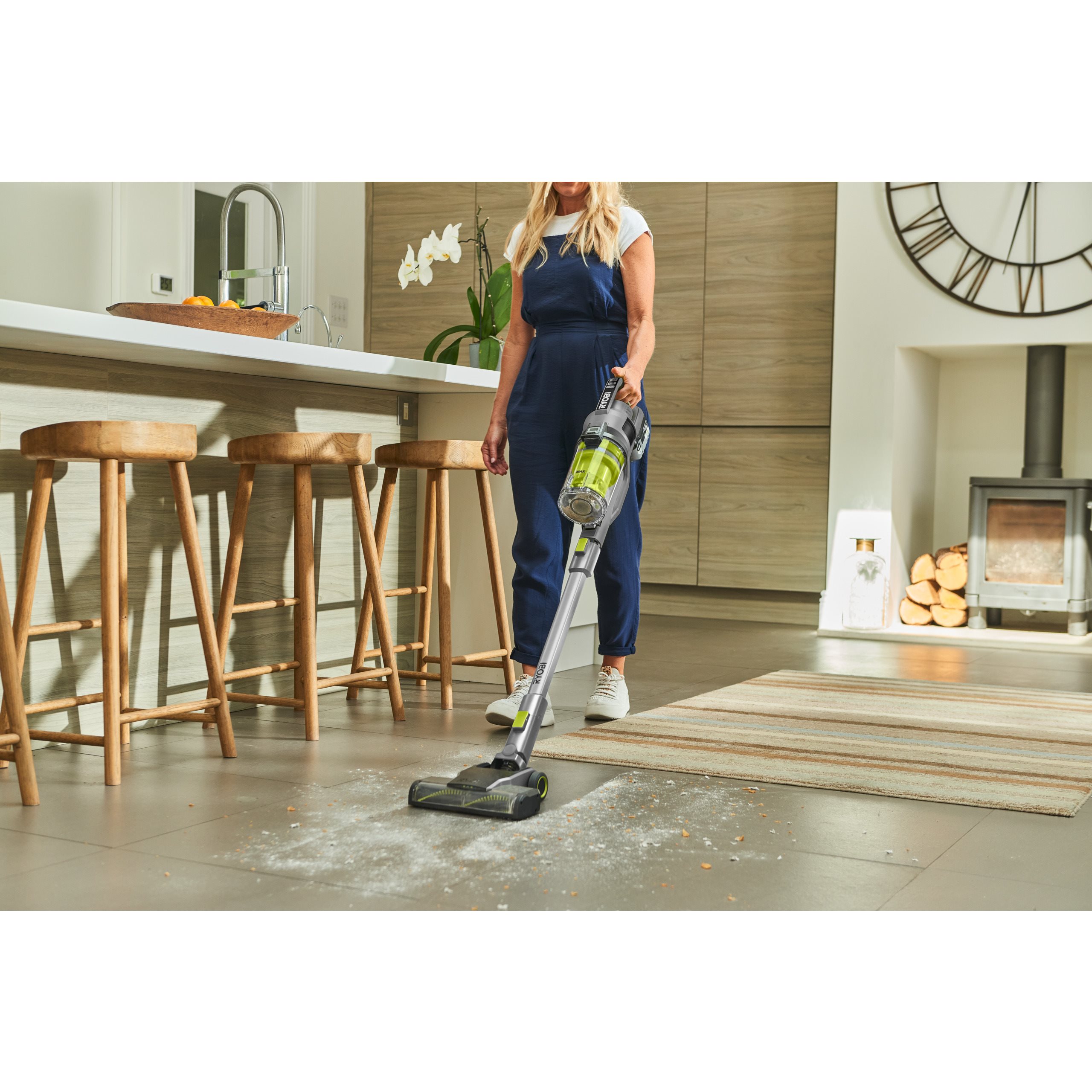 Ryobi battery powered vacuum cleaner store