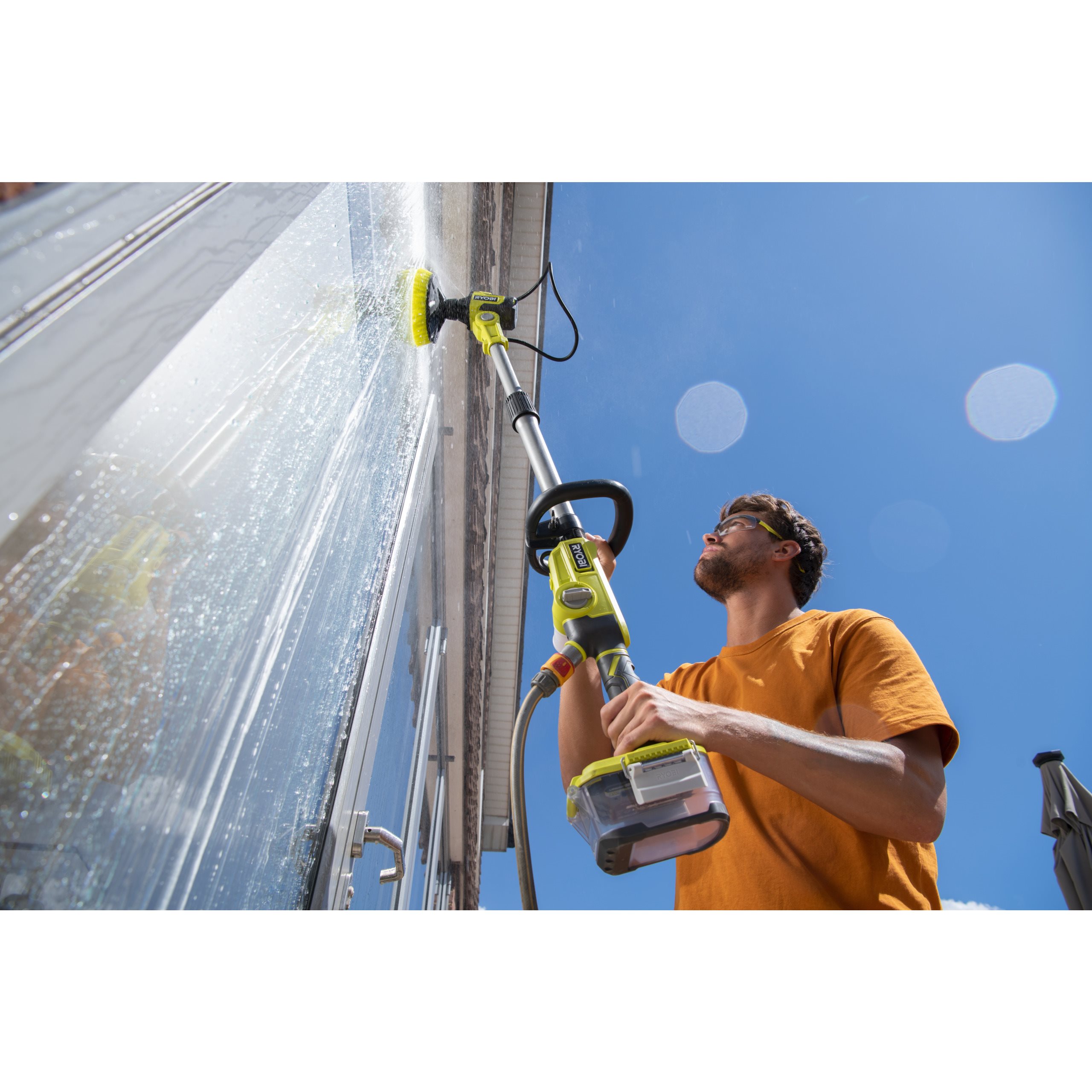 Water Fed Telescopic Scrubber| Cordless Telescopic Scrubber | RYOBI ...